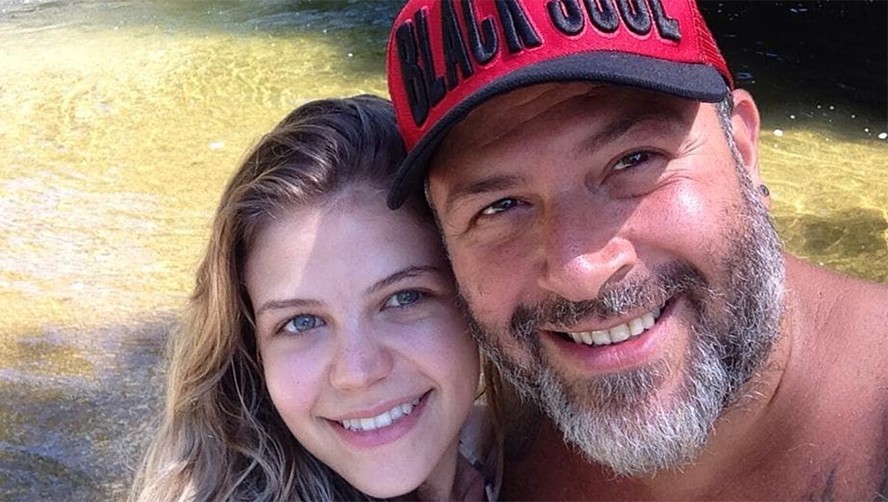 Filha de Mingau do Ultraje a Rigor fala sobre estado do pai e pede orações