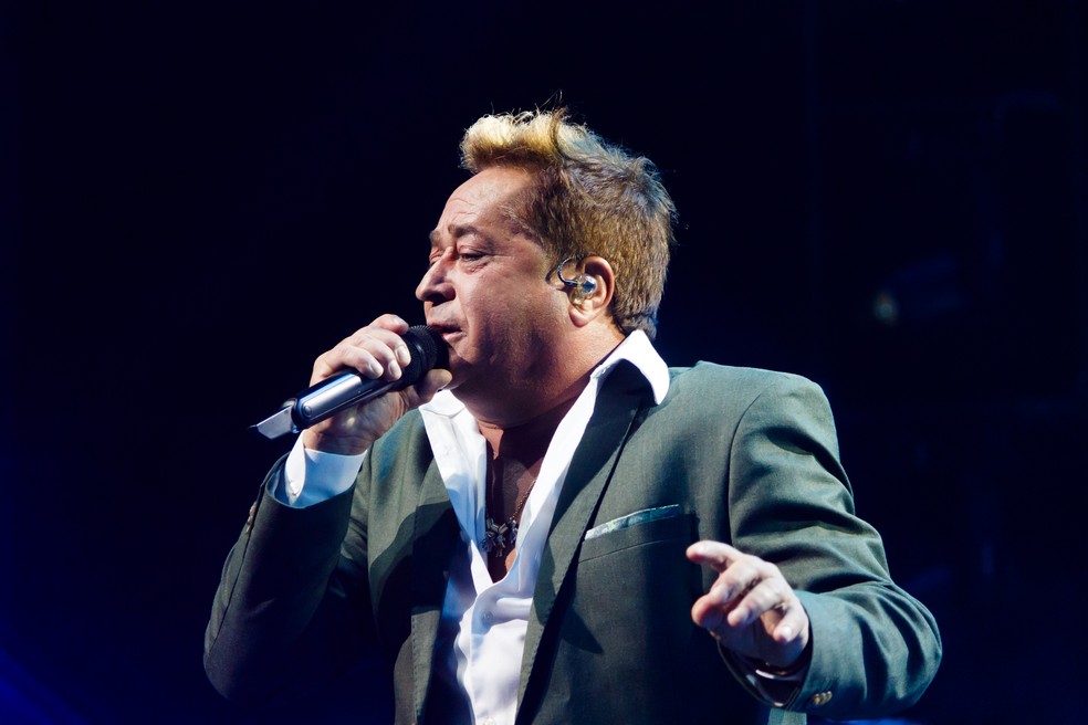 Após susto, Leonardo tem alta hospitalar, revela diagnóstico e brinca ...