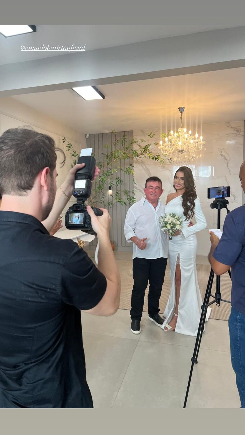 Amado Batista oficializa casamento com a miss Calita Franciele, 50 anos ...