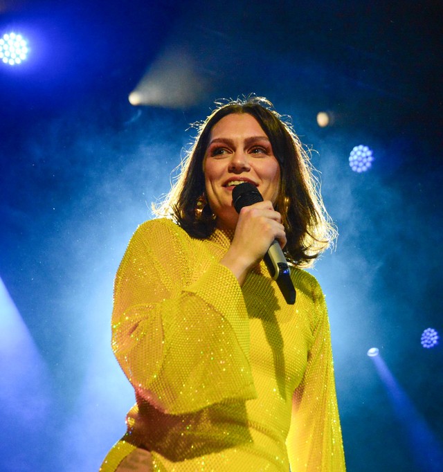 Jessie J faz show com ingressos esgotados no Rio de Janeiro; veja fotos