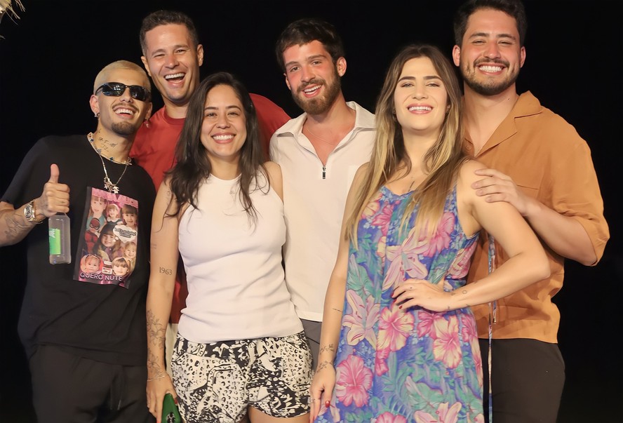 Os irmãos Zé Felipe, Pedro Leonardo, Monyque Isabella, João Guilherme, Jéssicas Beatriz Costa e ...