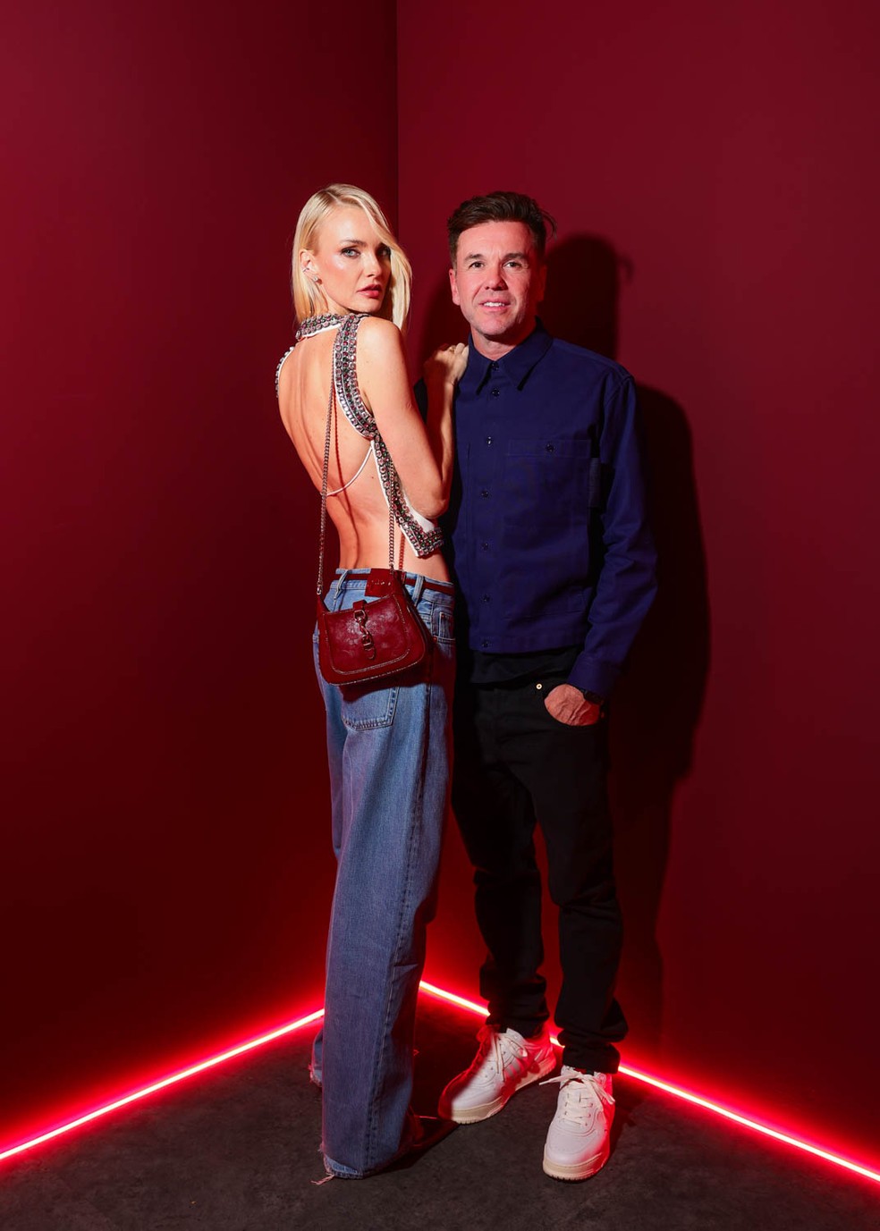 Veja looks de Sabrina Sato, Cleo, Bella Campos e mais famosos em evento em SP