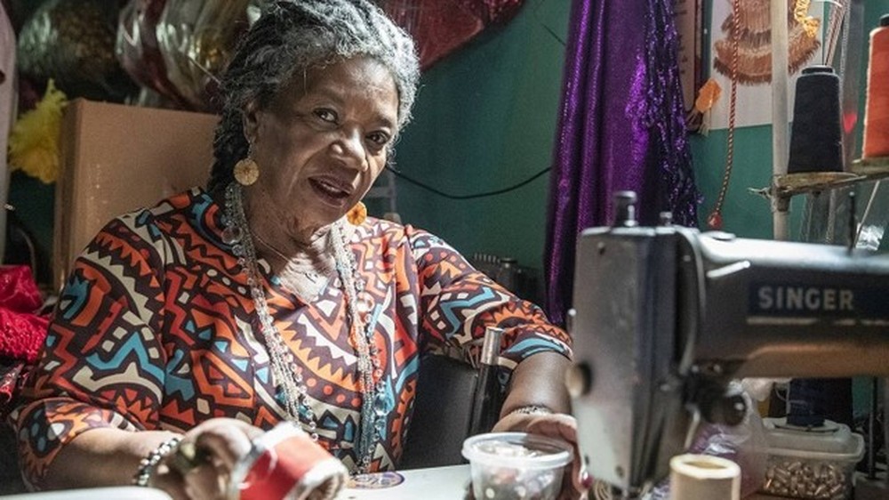 Neusa Borges ganha contrato vitalício com a TV Globo