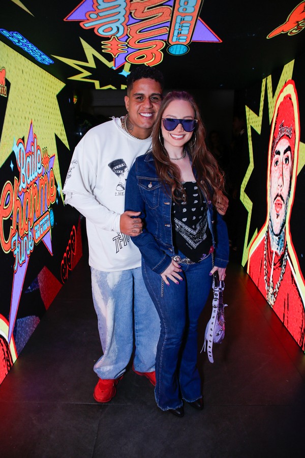 MC Daniel reúne famosos em baile funk de aniversário com looks 'Hip Hop ...