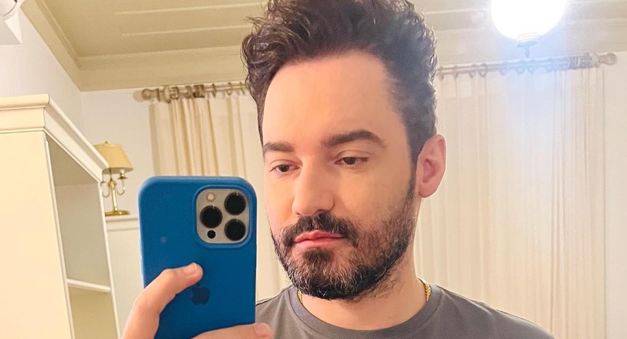 Fernando Zor faz primeira aparição pública com nova namorada