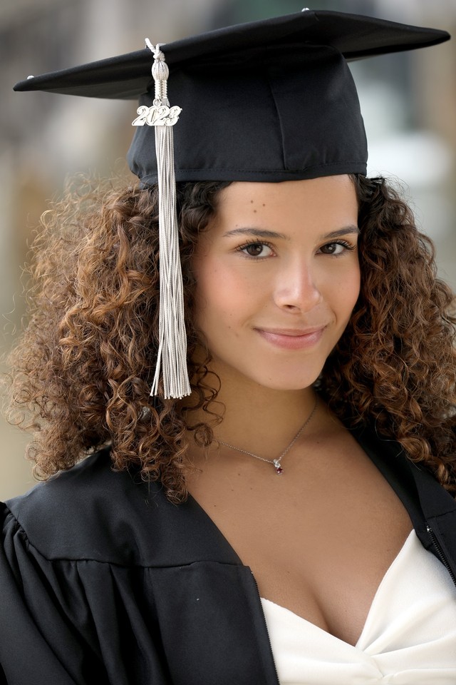 Gabriella Saraivah, de 'Avenida Brasil' e 'Chiquititas', se forma nos ...
