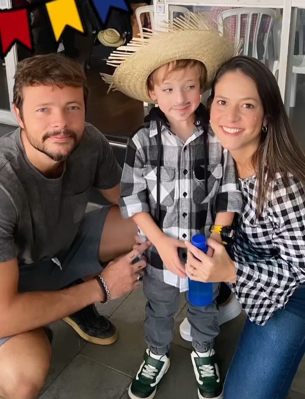 Famosos se divertem com filhos em festas juninas