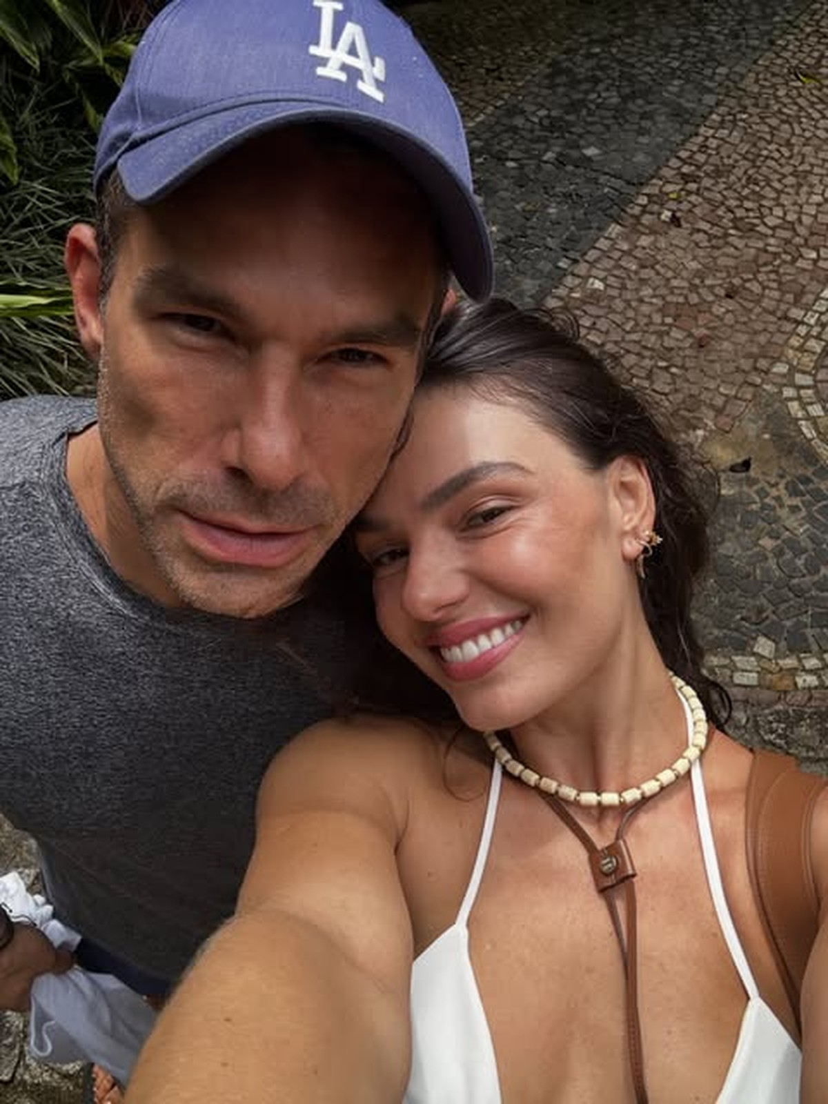 Isis Valverde ignora indicação ao Framboesa e posta viagem: 'Os ...