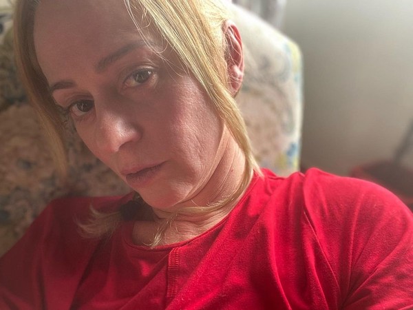 Guta Stresser preocupa seguidores após sequência de fotos: 'Busque ajuda'
