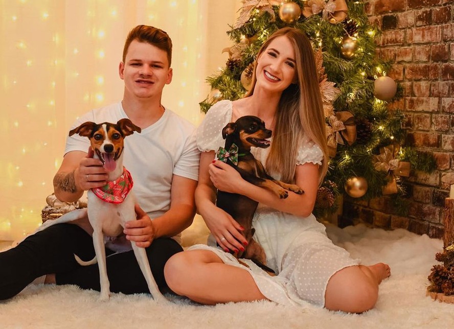 Namorada de cantor sertanejo morto em acidente tem alta hospitalar, mas ...