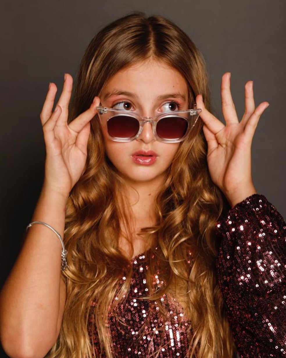 Eva completa 11 anos e ganha homenagens de Angélica e Luciano Huck
