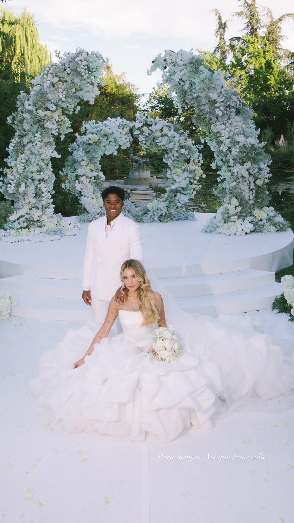 Endrick e Gabriely Miranda surpreendem com fotos inéditas de casamento ...