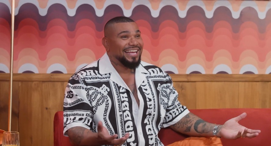 Naldo Benny relata experiência sexual que durou 8 dias: 'Tem até placa'