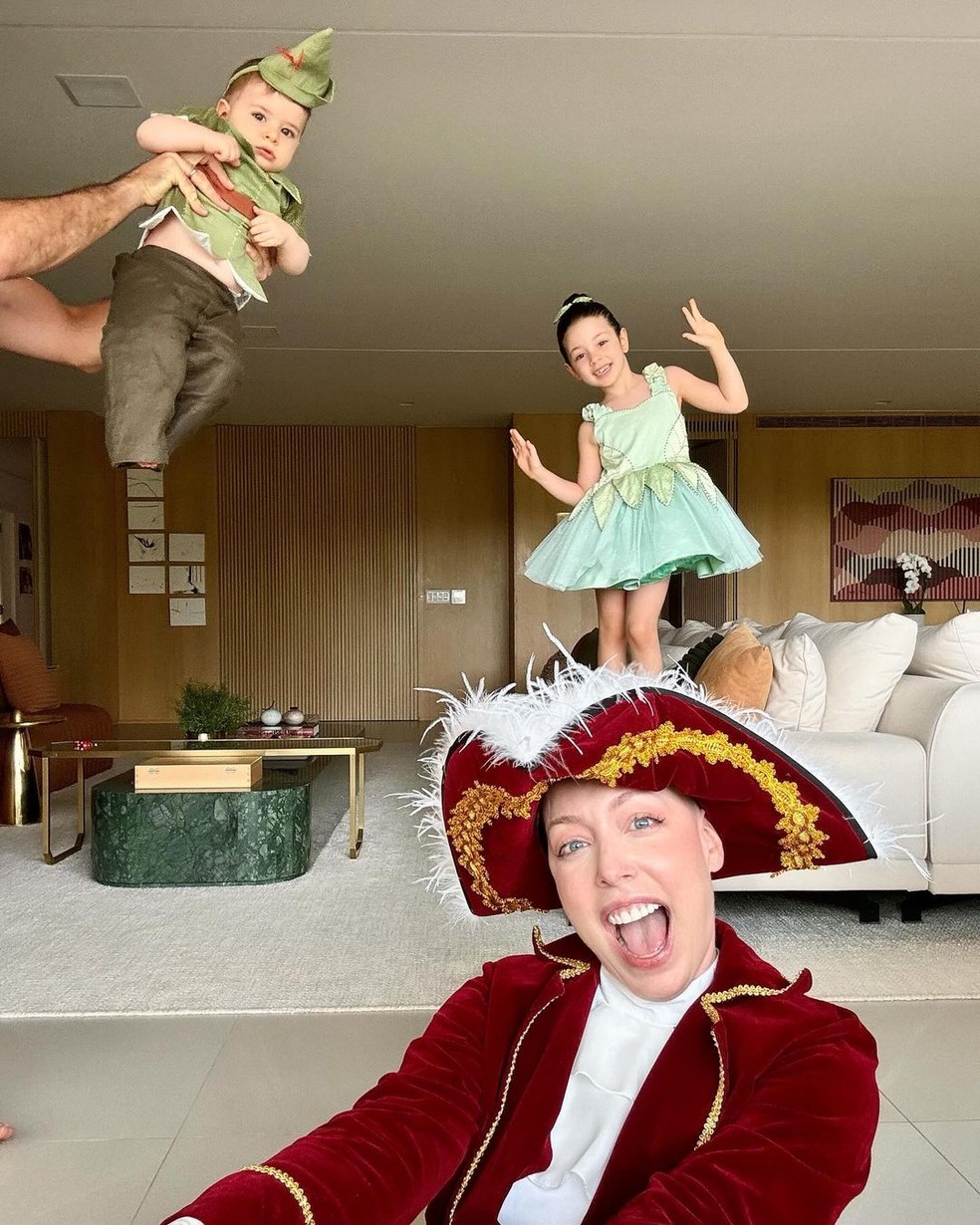Após surpresa à família, Fabiana Justus celebra mesversário do filho; vídeo