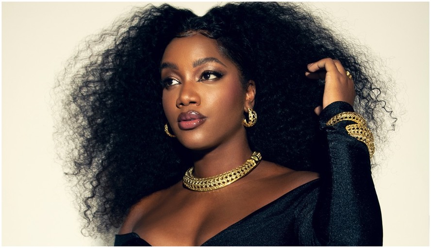 IZA recebe mensagens de famosos após nascimento de Nala