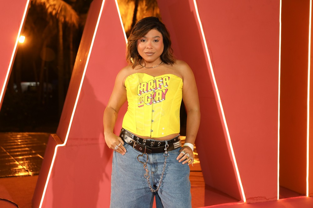 Farofa da Gkay: Rainha de 2022, Karoline Lima se fantasia da filha ...