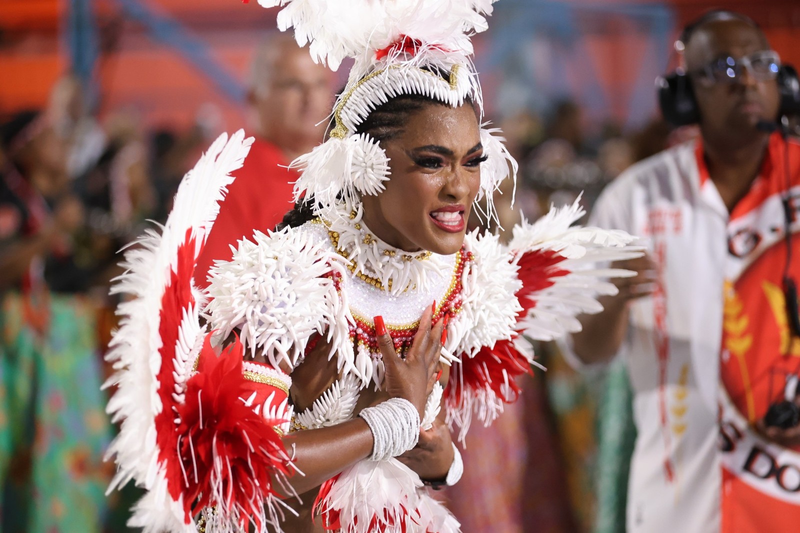 Carnaval 2025: Fabíola de Andrade fala sobre figurino para o ensaio técnico na Sapucaí