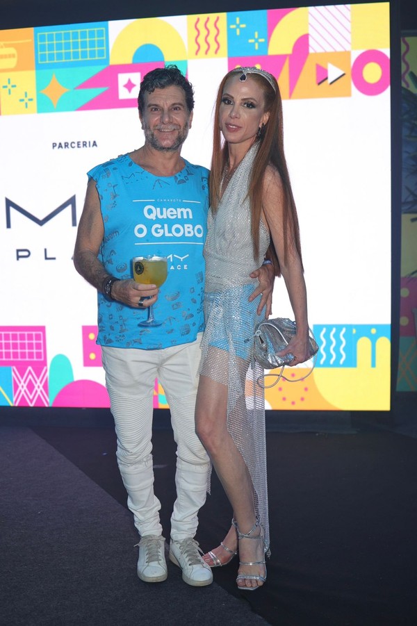 Uruguaio, ator Roberto Birindelli vê desfiles no Carnaval do Rio: 'Amo ...