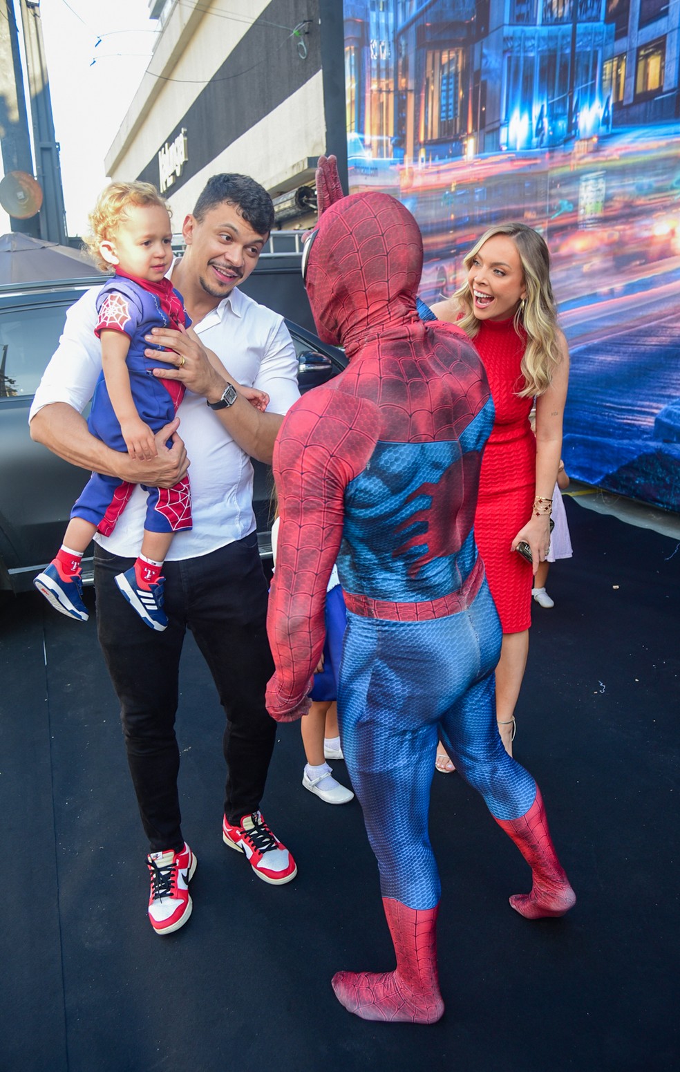 Filho de Tata Estaniecki e Júlio Cocielo, Caio ganha festão de 2 anos ...