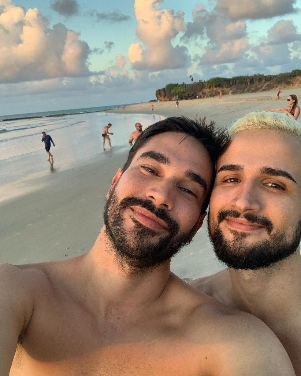 Galã Matteus Cardoso, o Joel Leiteiro de 'Mar do Sertão', se declara ao namorado