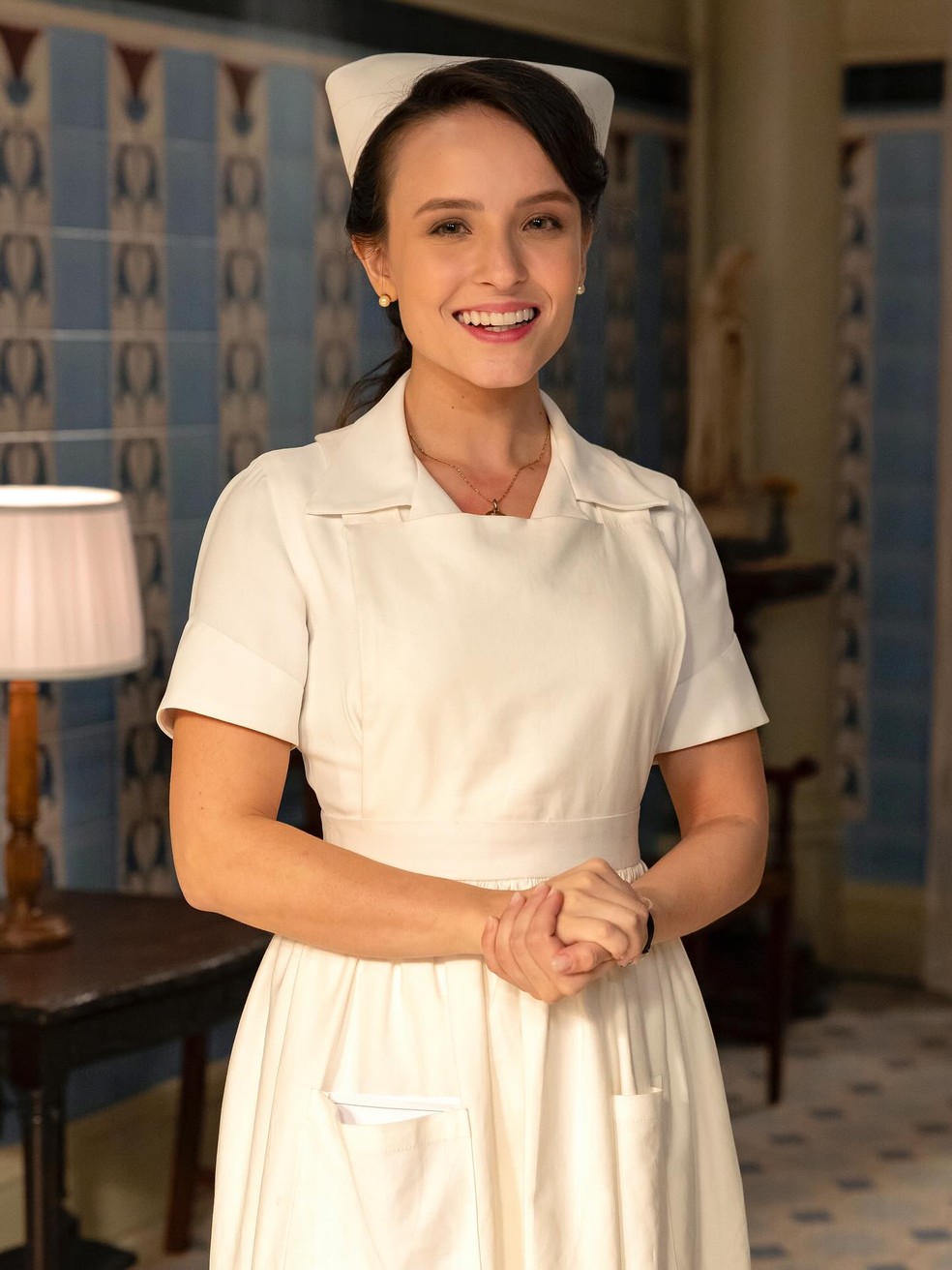 Larissa Manoela celebra volta às novelas após imbróglio familiar ...