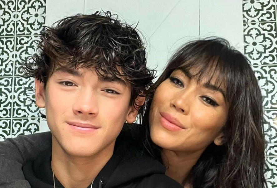 Danni Suzuki e o filho, Kauai