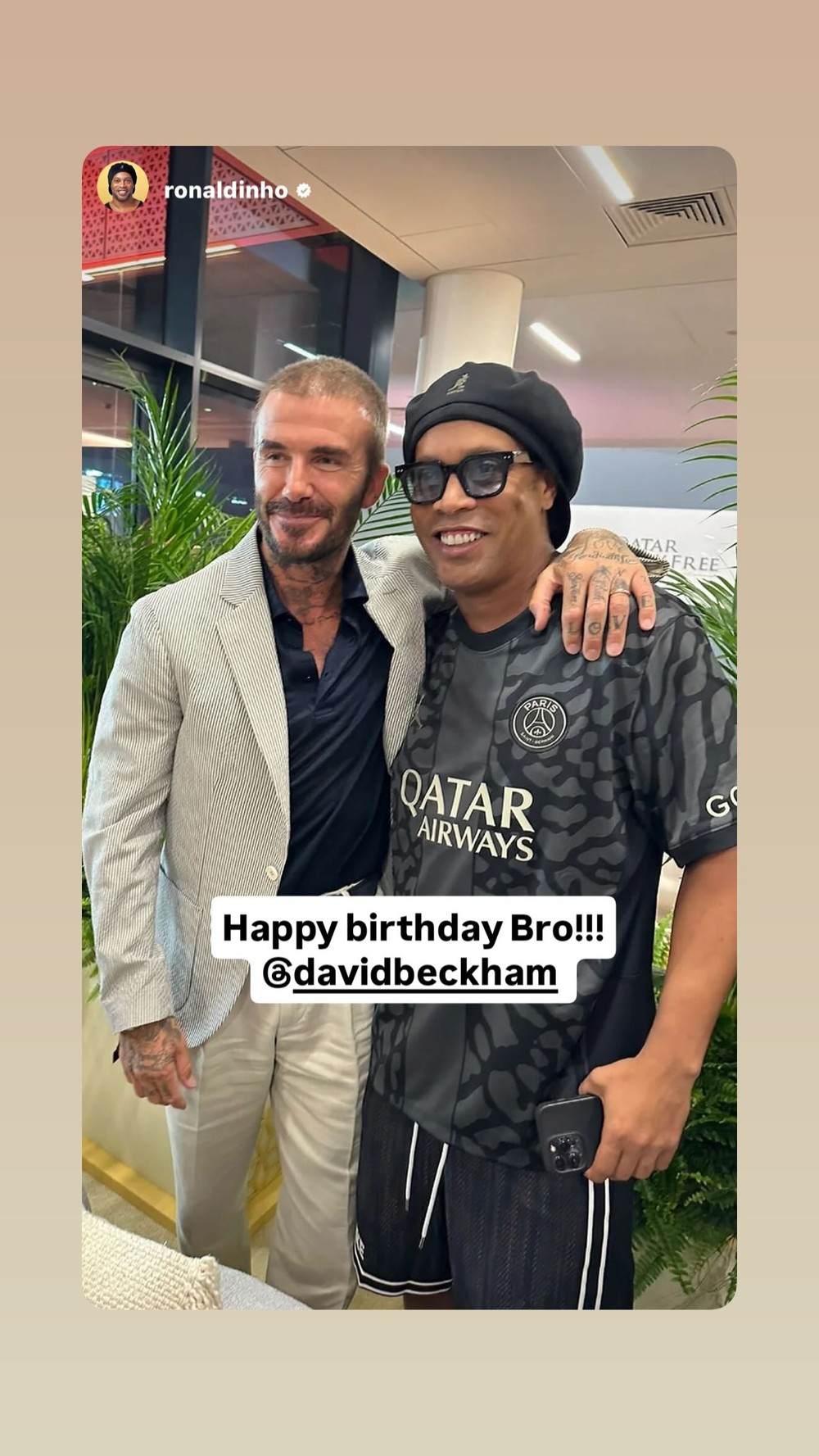 David Beckham celebra 50 anos e recebe homenagens de jogadores brasileiros