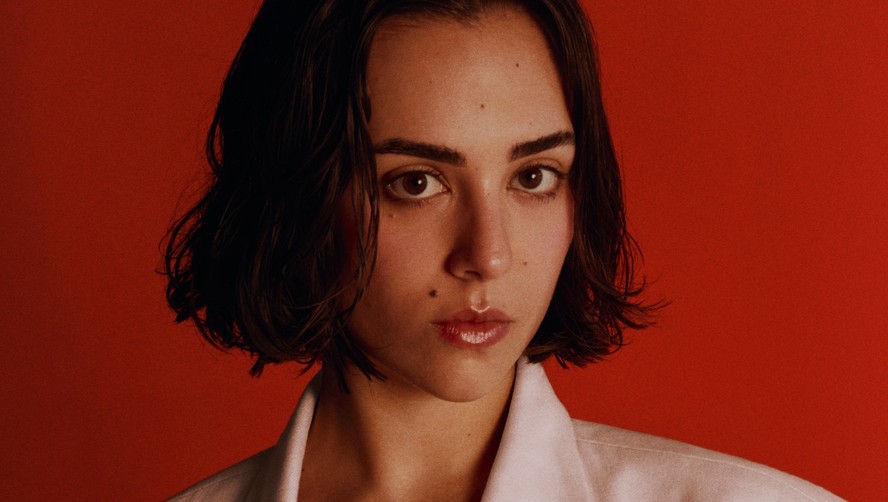 Lara vence a timidez, lança EP e fala sobre peso do sobrenome: 'Tenho ...