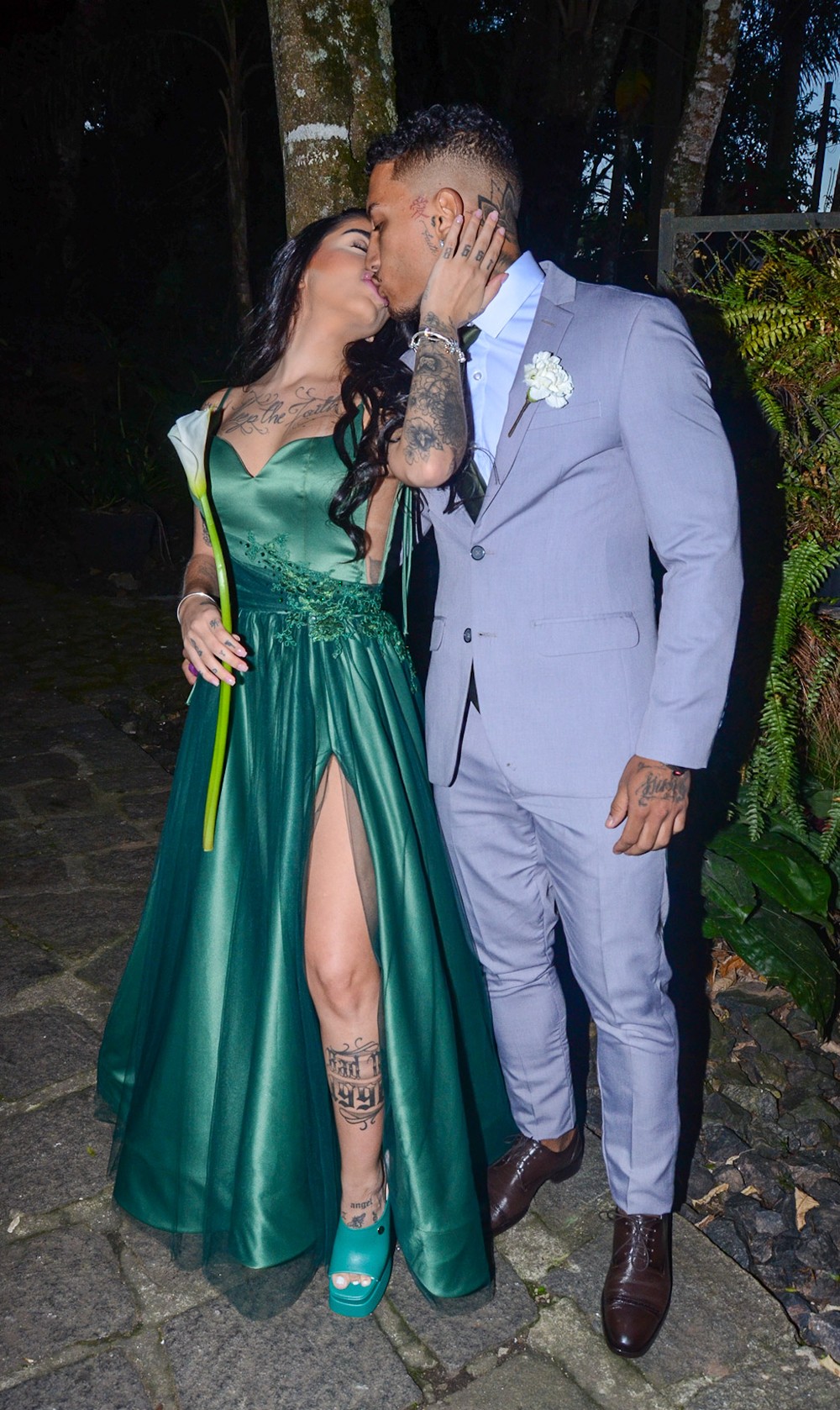 Grávida, MC Mirella relata perrengue antes de ir para casamento com ...