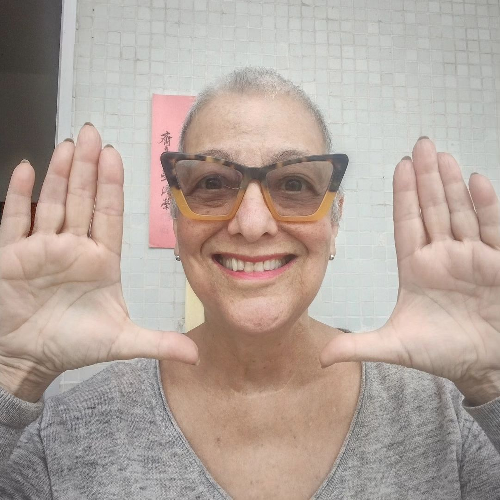 Atriz Anja Bittencourt morre, aos 72 anos, e Nizo Neto lamenta