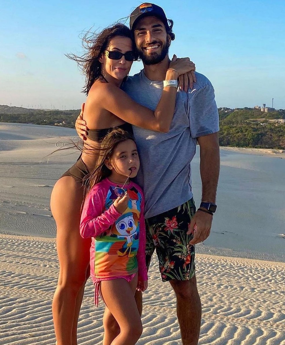 deborah secco separou