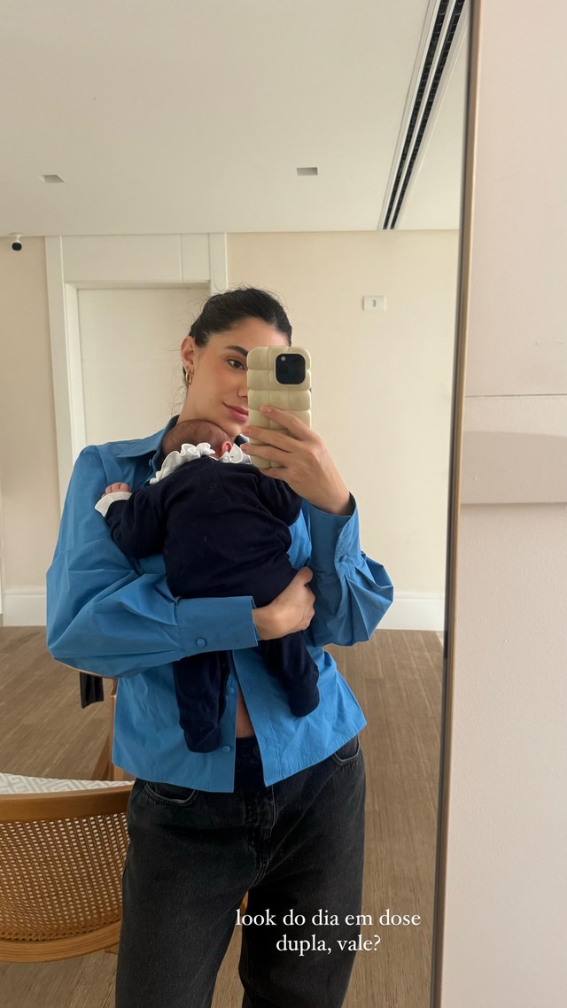 Jade Magalhães encanta com nova foto acompanhada de Serena: 'Perfeitinhas'