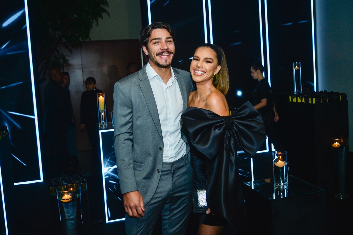 Mariana Rios curte festa em São Paulo com namorado bilionário