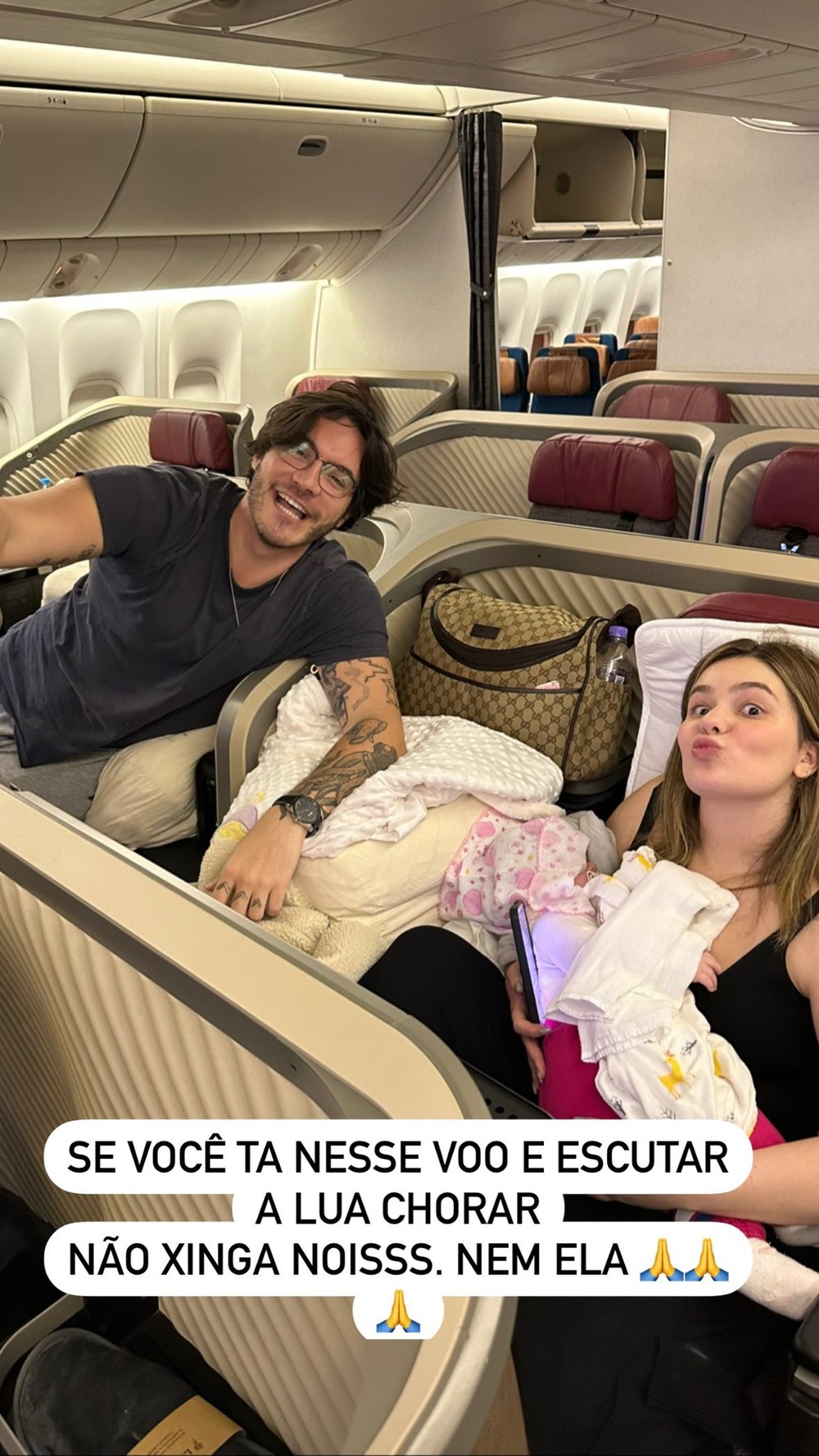 Viih Tube, a mãe e Eliezer embarcam para primeira viagem internacional ...