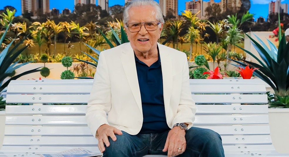 Internado, Carlos Alberto de Nóbrega detalha acidente: 'Susto grande'