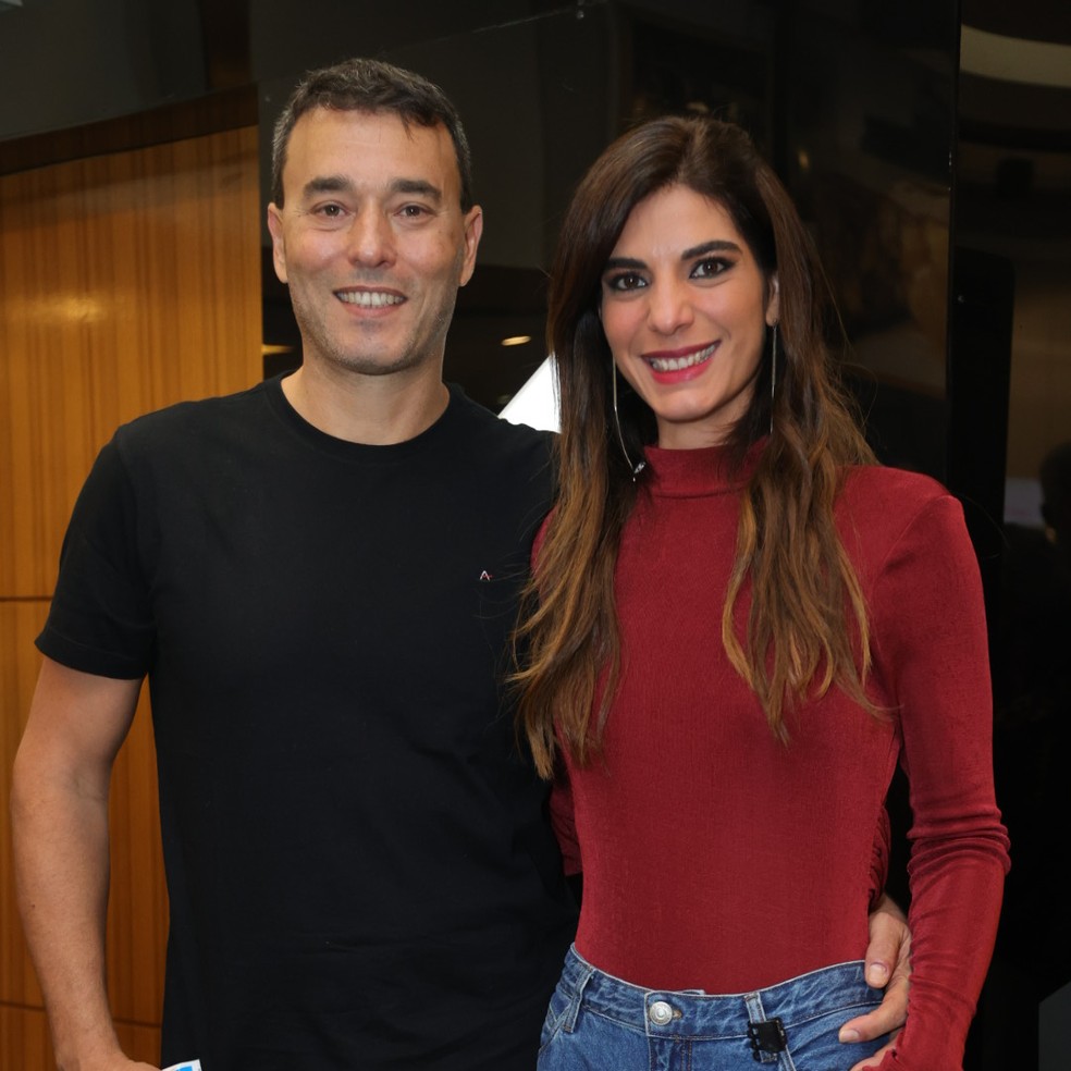 André Rizek revela cantada que balançou Andréia Sadi: 'Achava que sabia ...