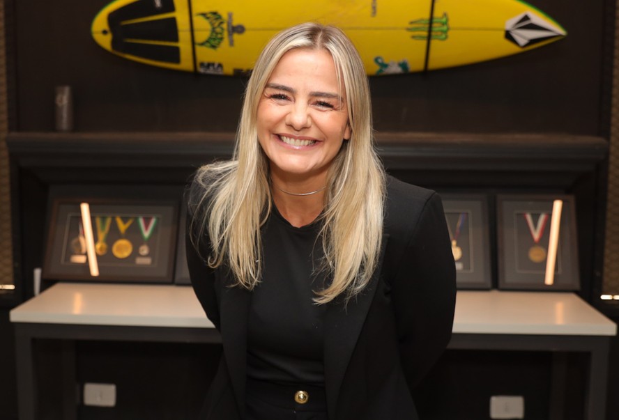 Milene Domingues prestigia ex-marido Ronaldo e filho, Ronald, em ...