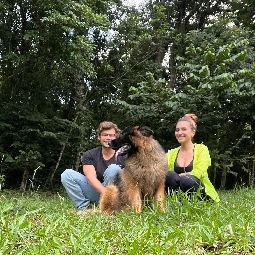 Lorena Comparato sobre namoro a distância: 'Há ciúme, tem que ter diálogo'