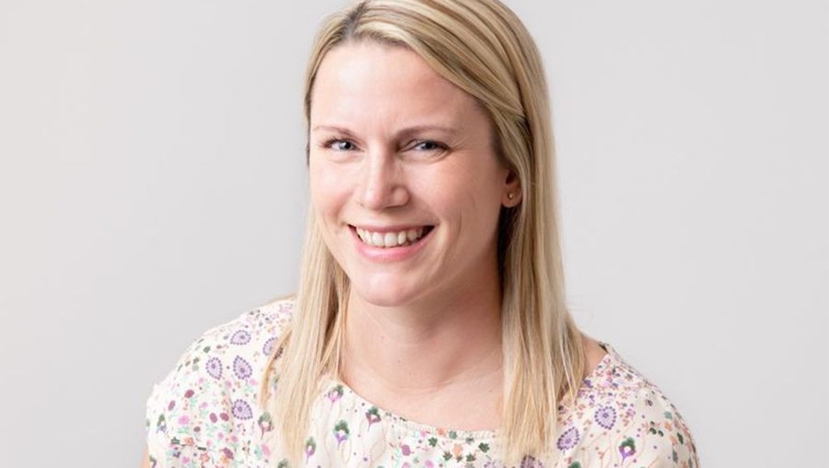 Nadadora olímpica Helen Smart morre subitamente aos 43 anos