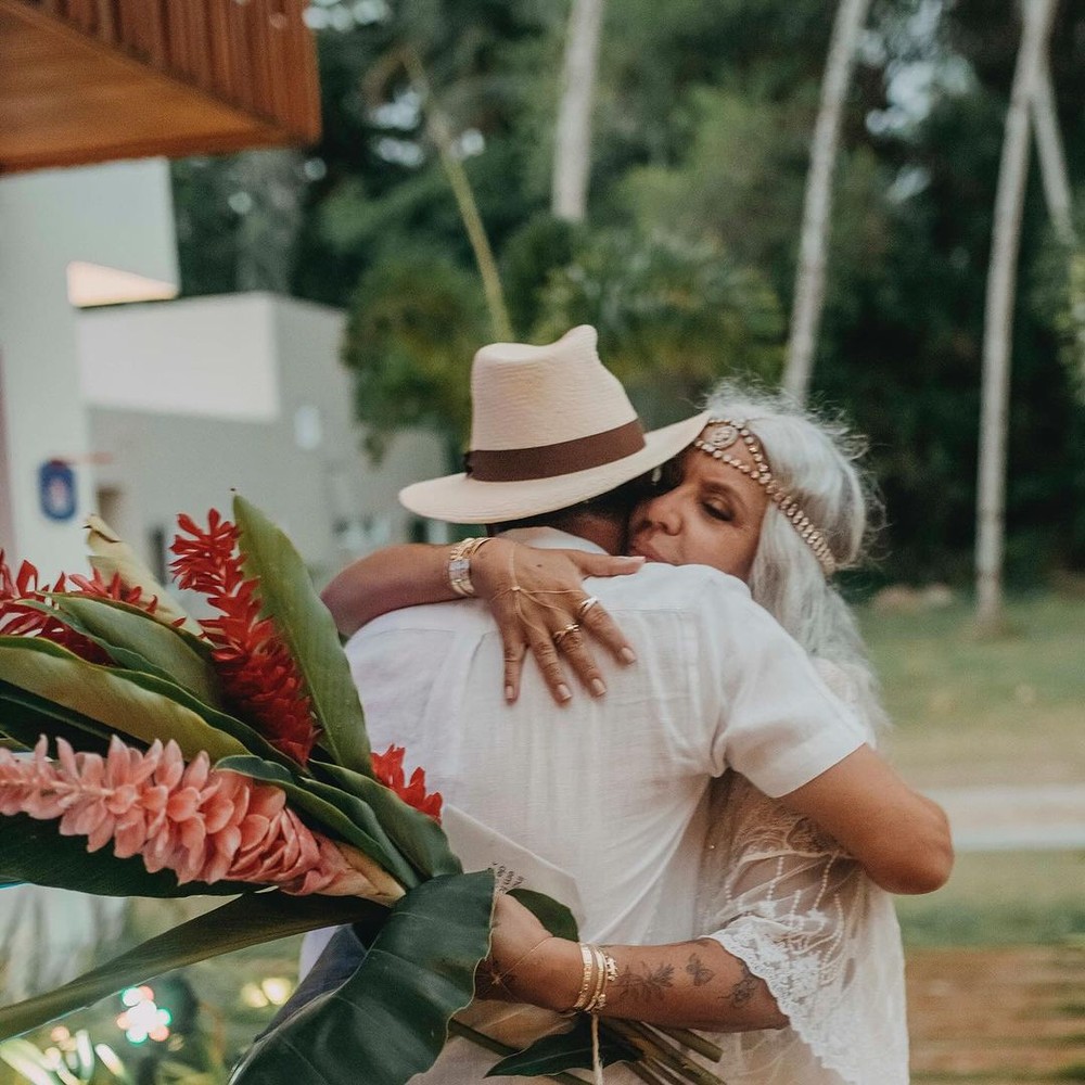 Astrid Fontenelle e Fausto Franco celebram 14 anos juntos e renovam ...