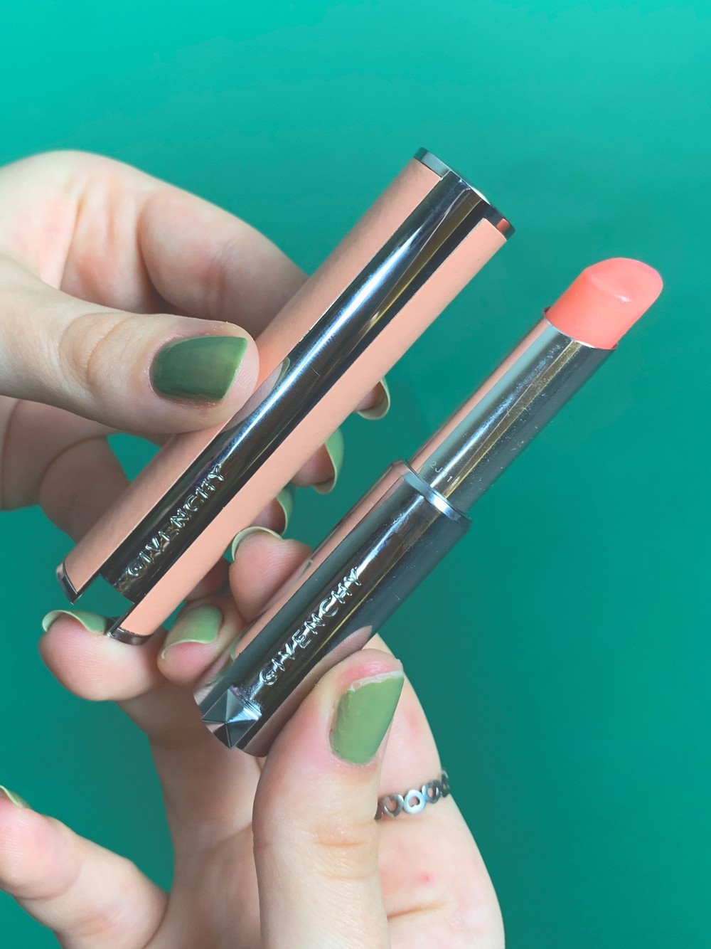 Guia da redação: Testamos 18 lip balms a partir de R$ 14