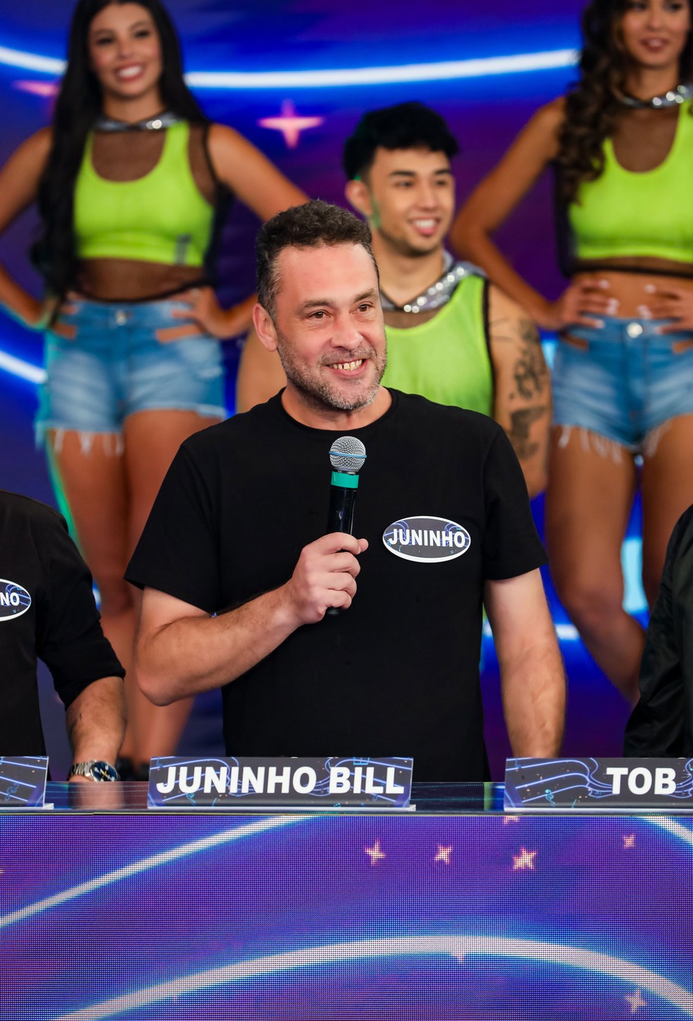 Patrícia Abravanel reúne ex-paquitas e integrantes do Trem da Alegria e ...