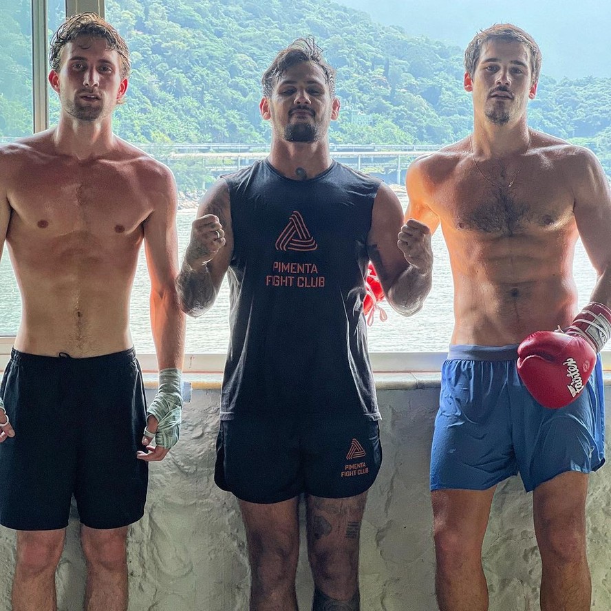 Felipe Ricca e Nicolas Prattes treinam com lutador de MMA, e web aprova ...