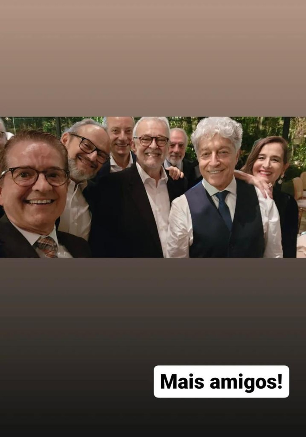 Caco Barcellos se casa com Carla Tilley após 'empurrãozinho' de Ana ...