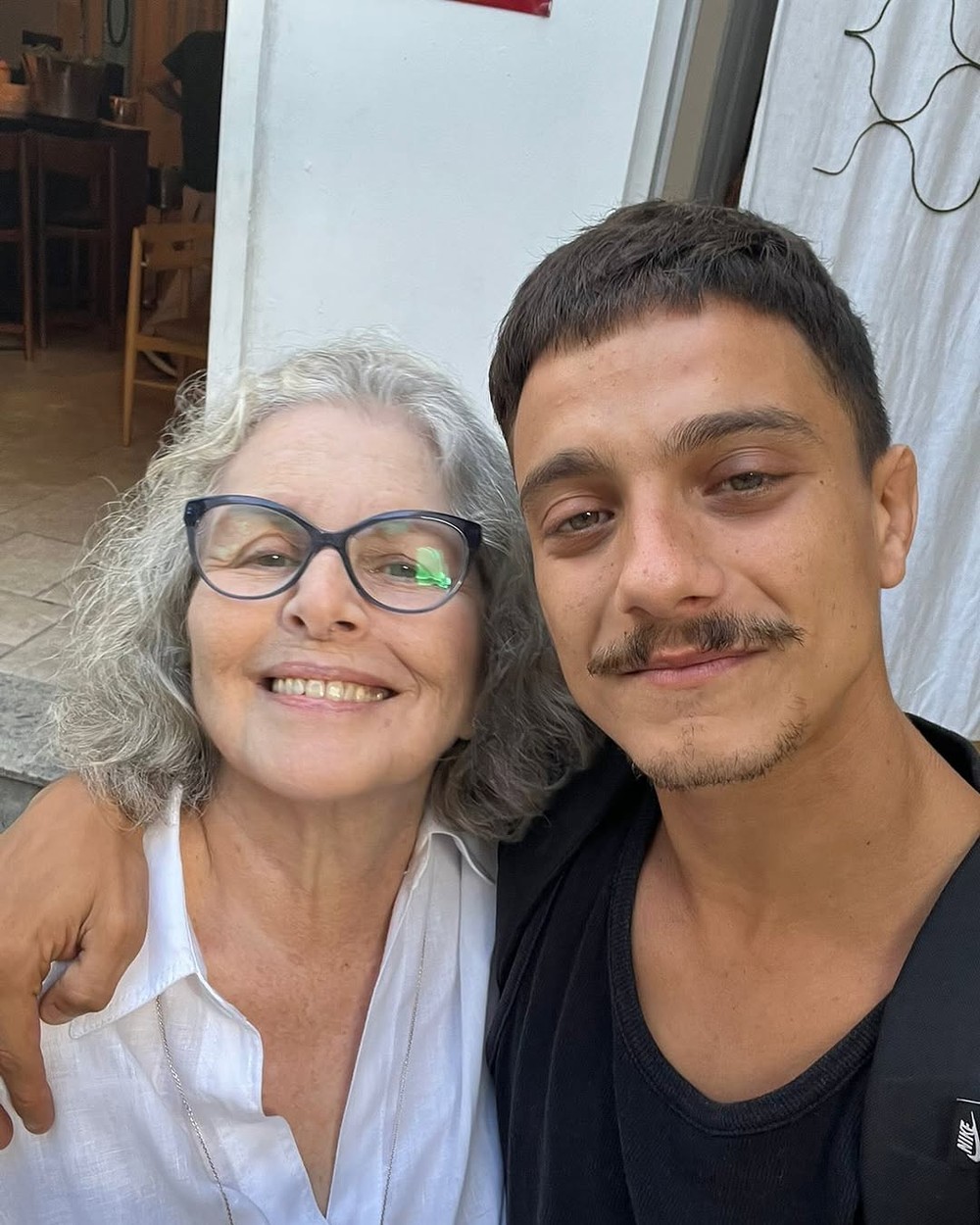 Irene Ravache faz rara aparição com neto gato que fez 'Malhação ...