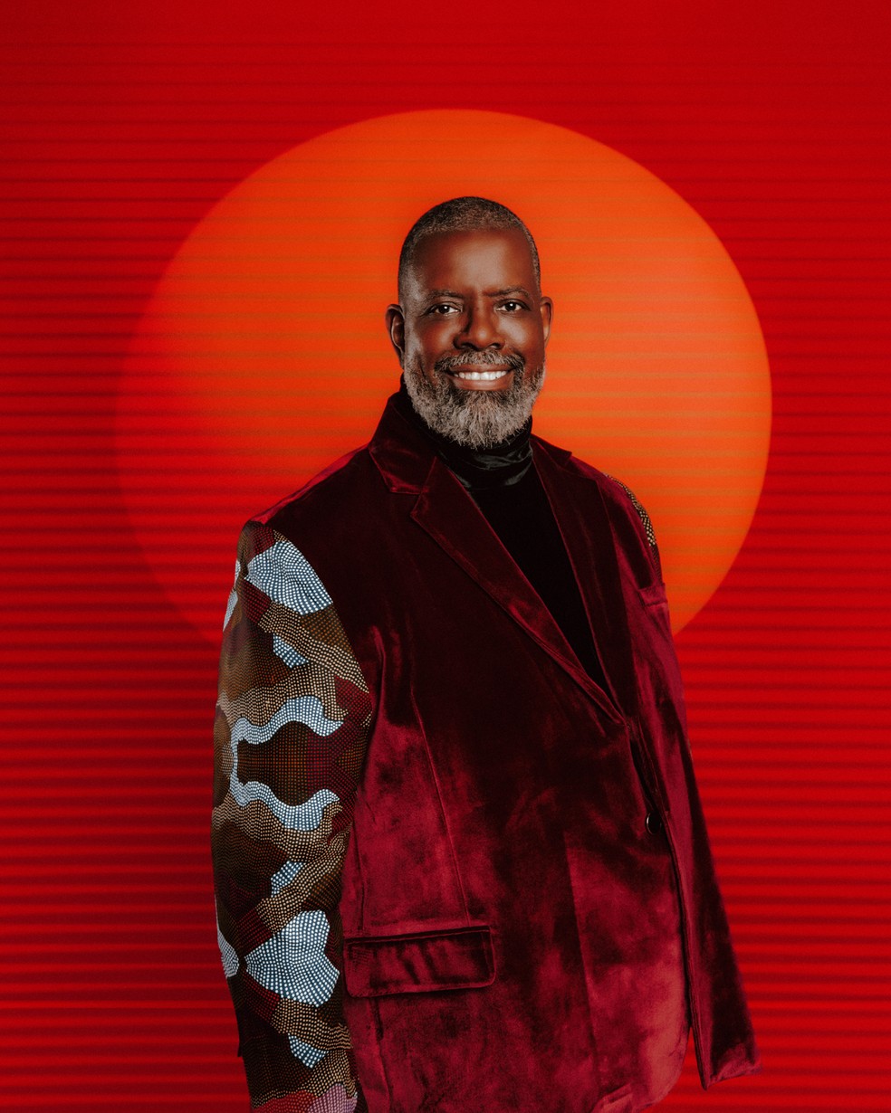 Péricles: 'Falar de amor é o que me move'