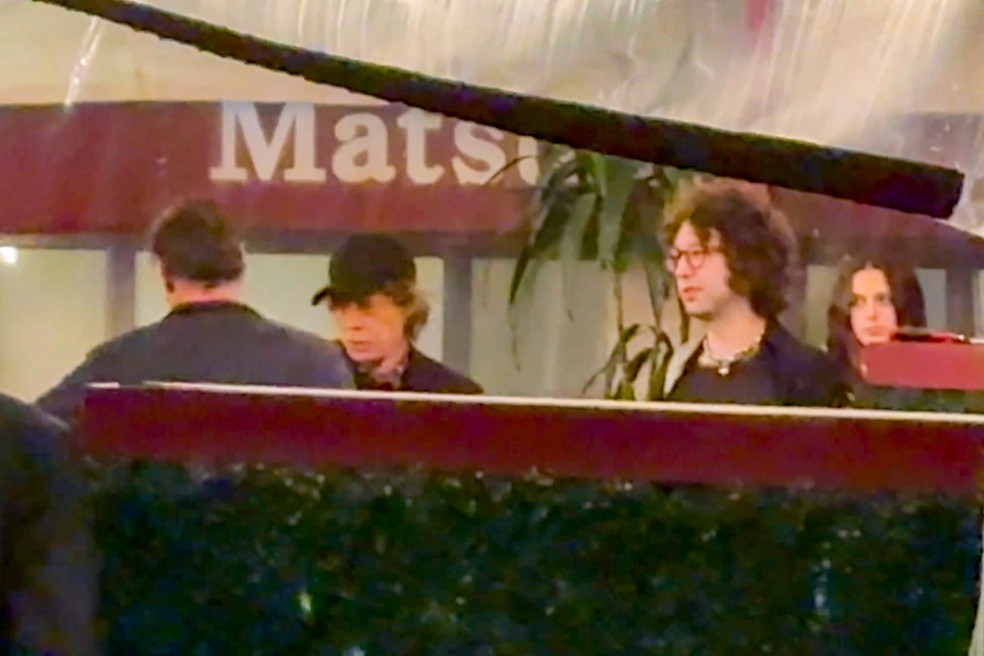 Mick Jagger e Lucas Jagger jantam juntos em Beverly Hills