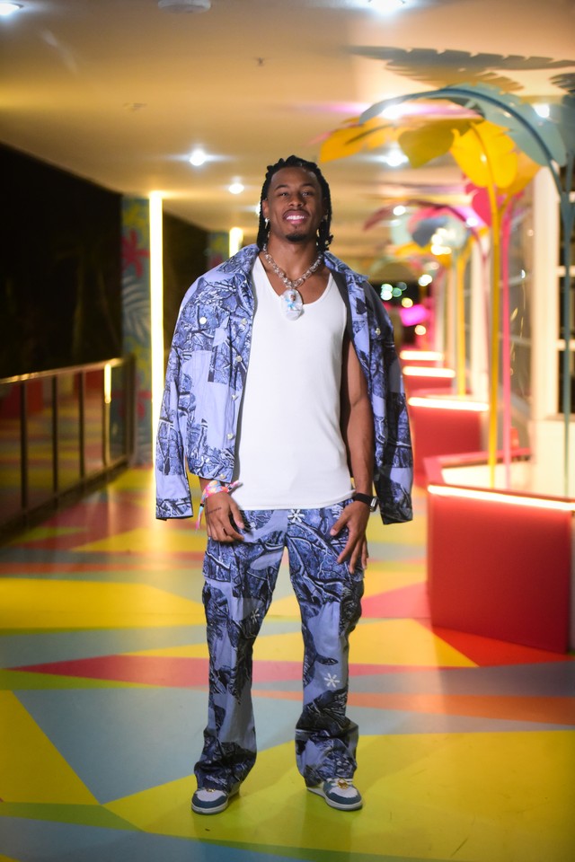 Paulo André fica com fama de metido na Farofa da Gkay