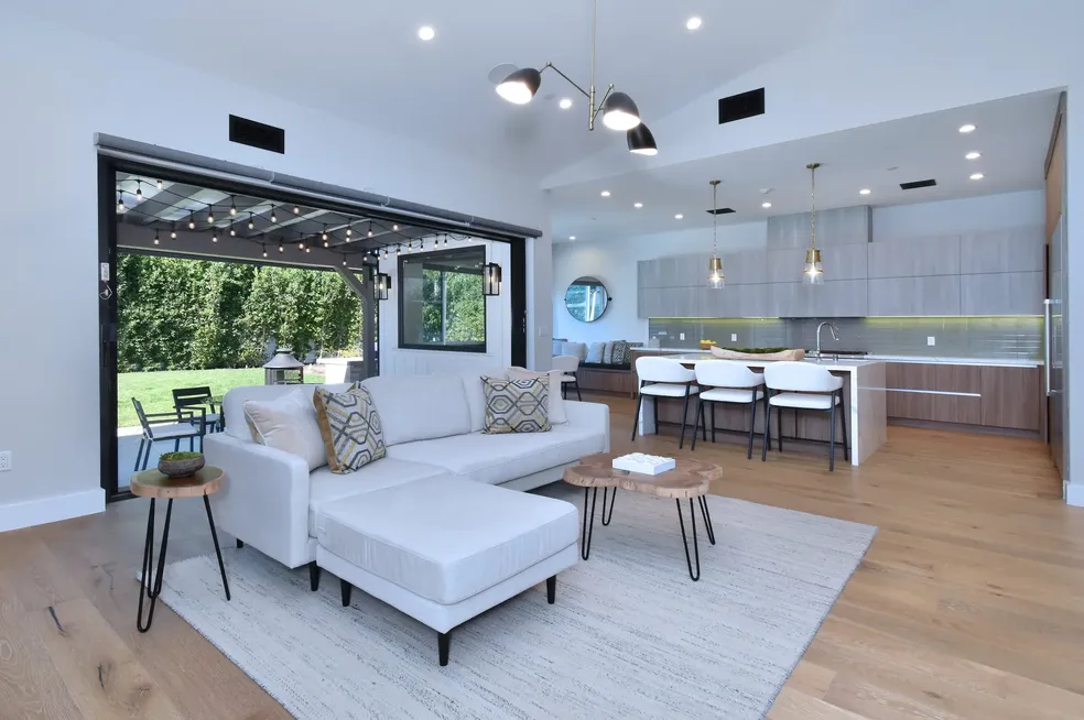 Macaulay Culkin coloca casa em Los Angeles à venda por R$ 16,4 milhões