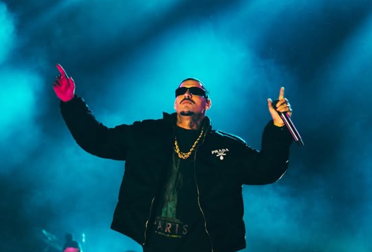 Após polêmicas, Filipe Ret pede liberdade de MC Poze do Rodo em show